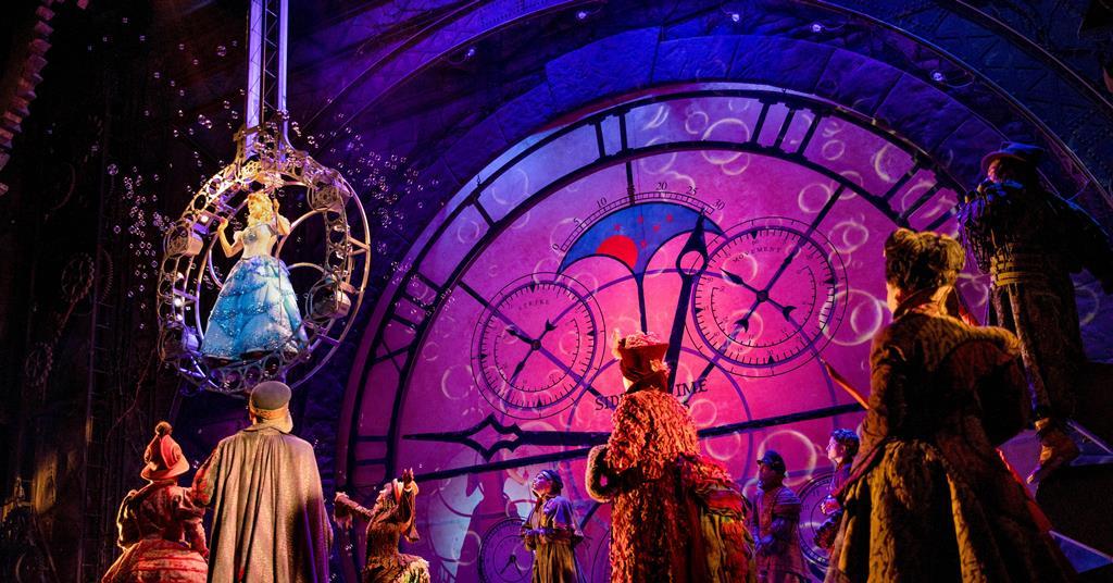Wicked musical going on tour with groups getting pick of tickets at ...