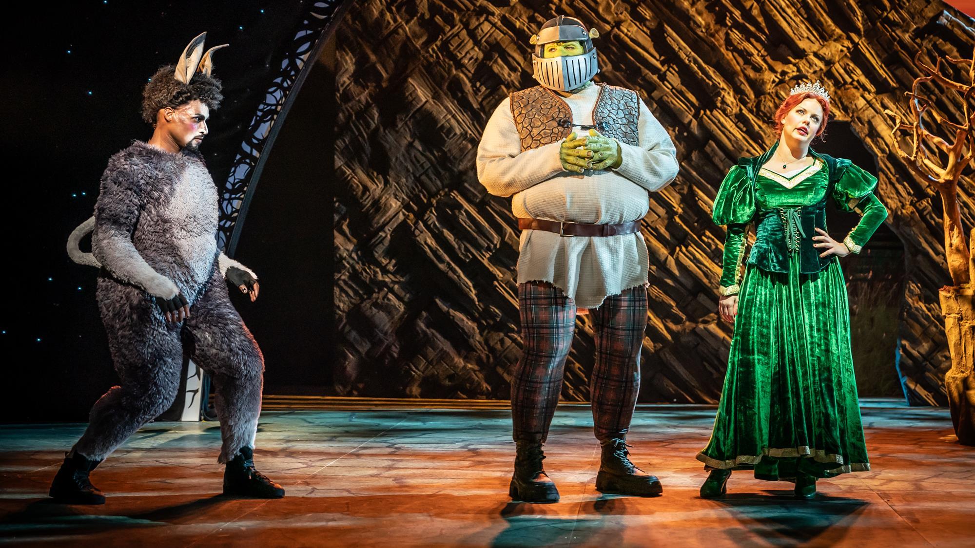 Review of Shrek the Musical at Milton Keynes Theatre | Group Leisure ...