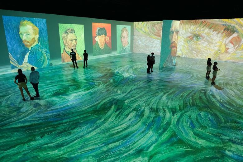 Walk inside Van Gogh’s paintings with immersive experience | News ...